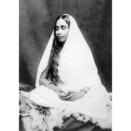 S-7 Sarada Devi Photograph (Looking down)